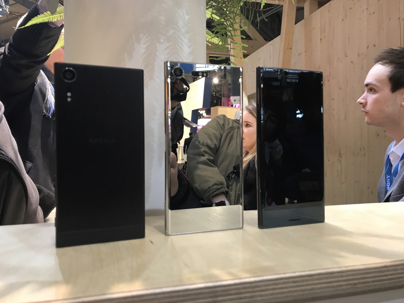 Sony Xperia XZ Premium、XZs升級亮相！導入4K HDR顯示、超慢動作攝影 – 史塔夫科技事務所