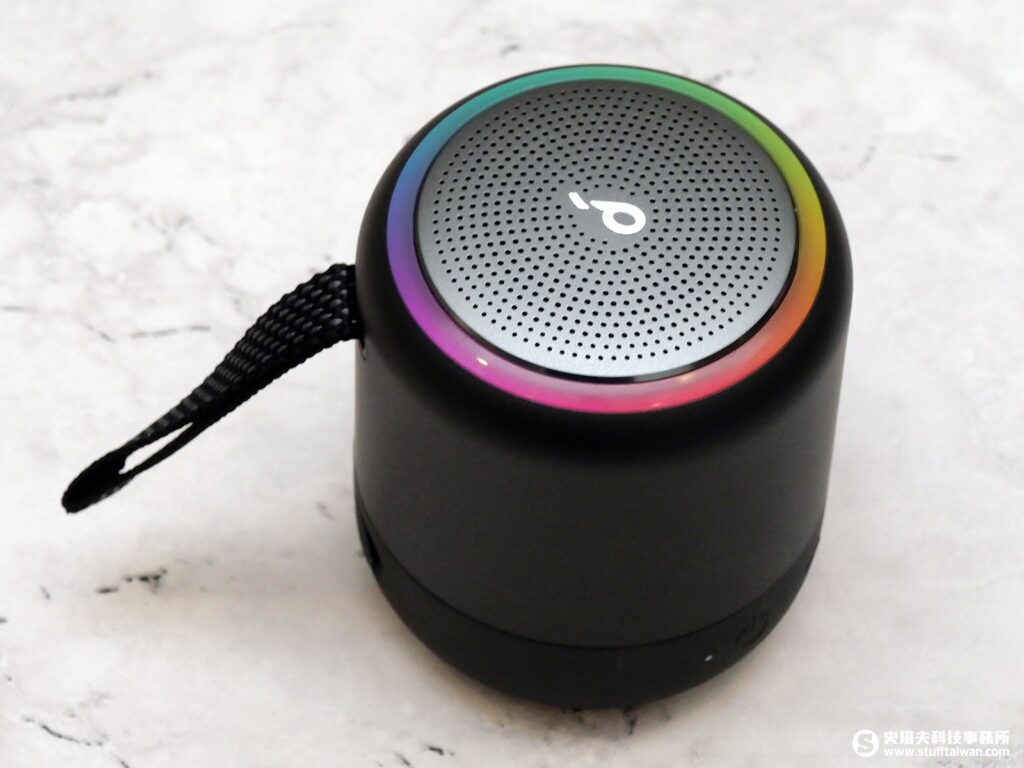 Soundcore Mini 3 Pro 輕巧藍牙防水喇叭 360度光效開趴超嗨 – 史塔夫科技事務所